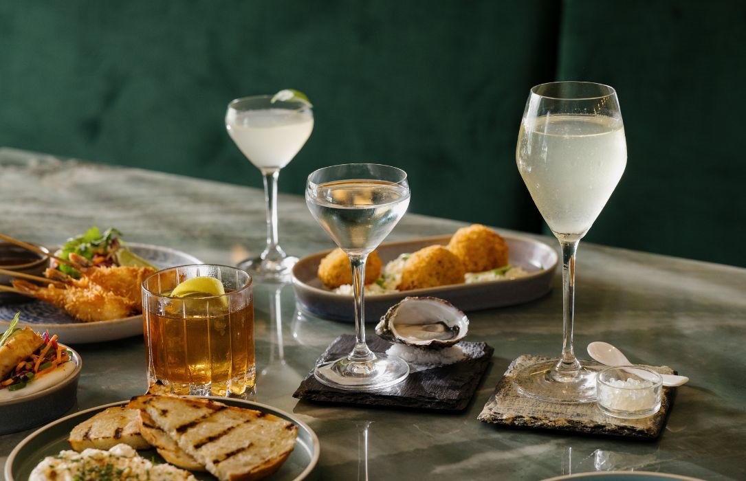 Cocktail Bar on the Gold Coast | Pearls Bar