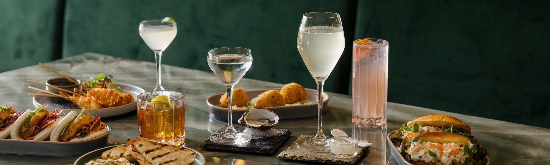 Bars with Live Music Gold Coast | Pearls Bar